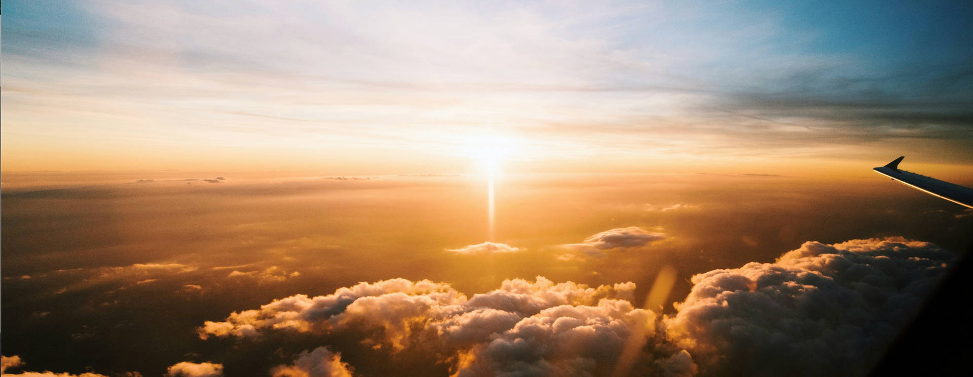 Bumpy Flight? Traveler's Guide to Causes of Turbulence: iFLY