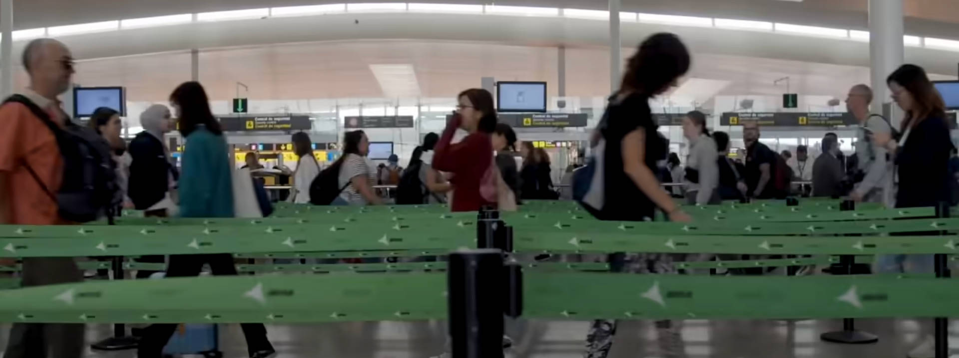 Guide to Airport Security Wait Times - iFLY