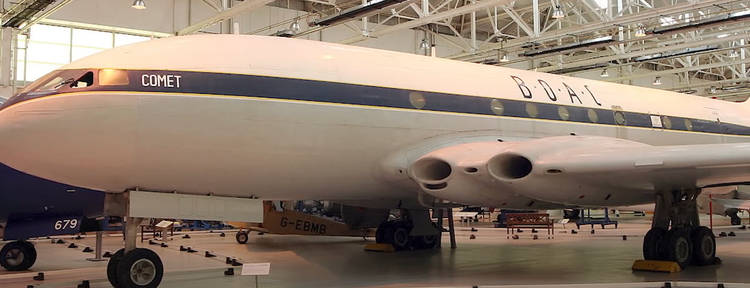 Guide to the History of Commercial Flights - iFLY