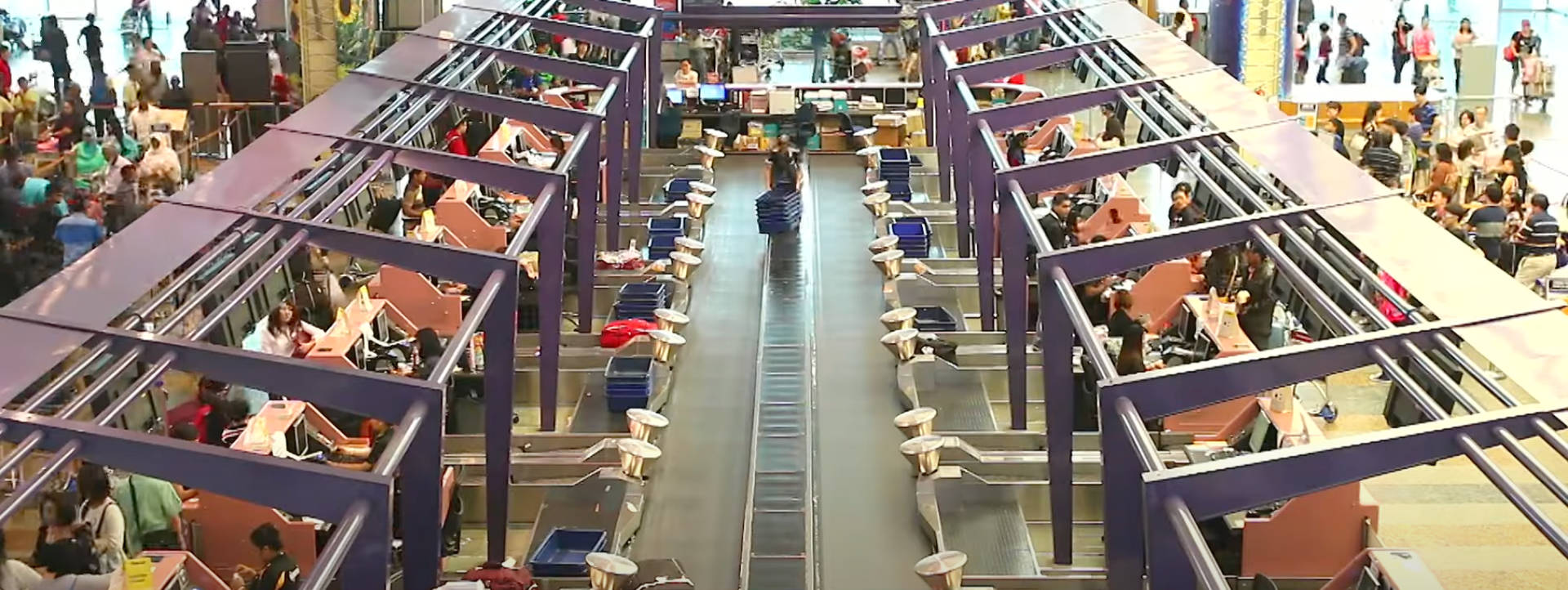 Guide to Airport Flight Check-in Times - iFLY