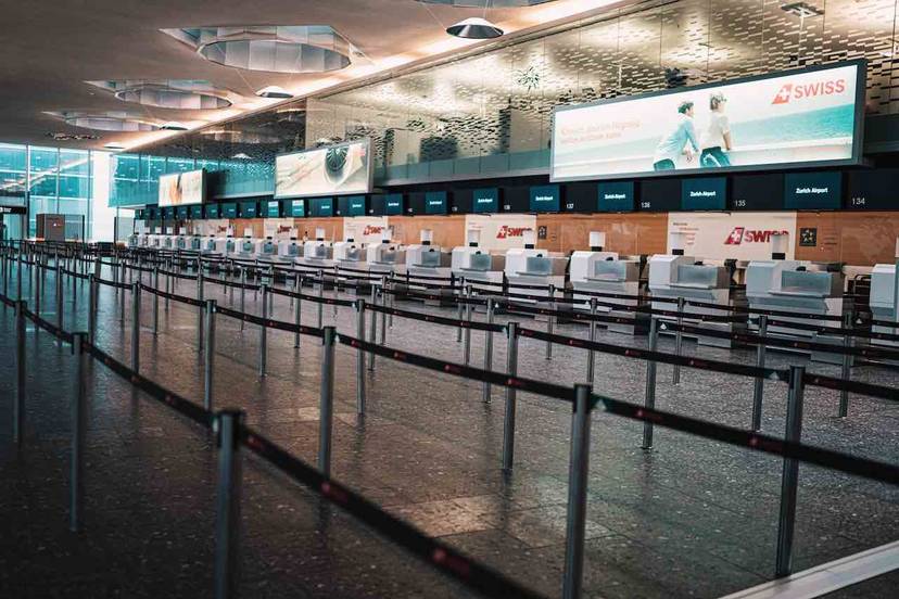 Guide to Airport Flight Check-in Times - iFLY