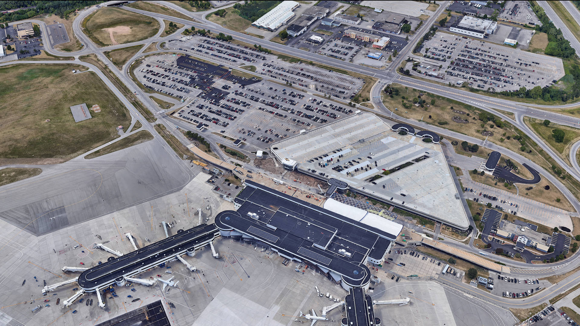 Rochester Airport Parking Guide: Rates, Lots, Hours