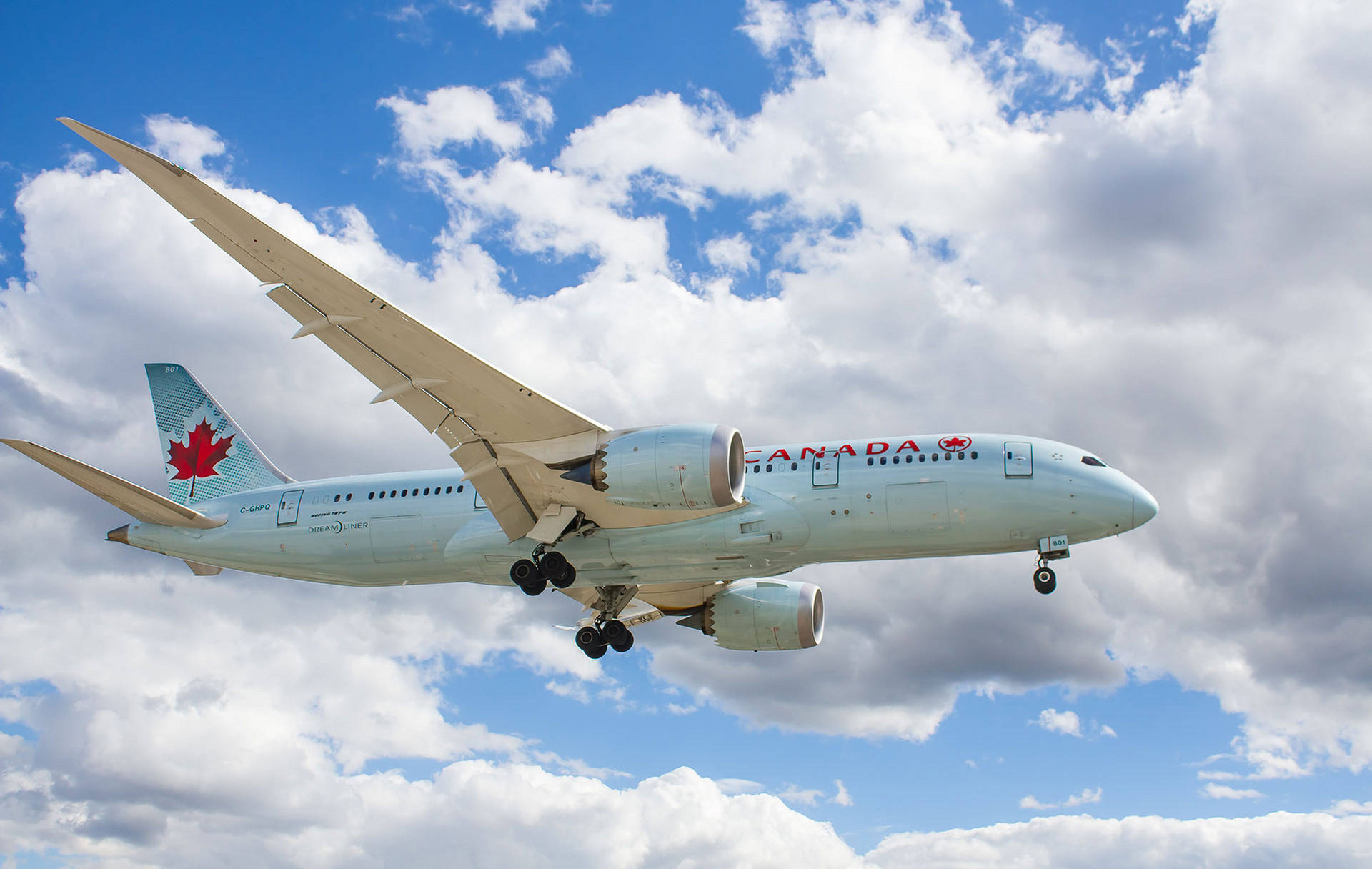 Air Canada Flight Status Tracker